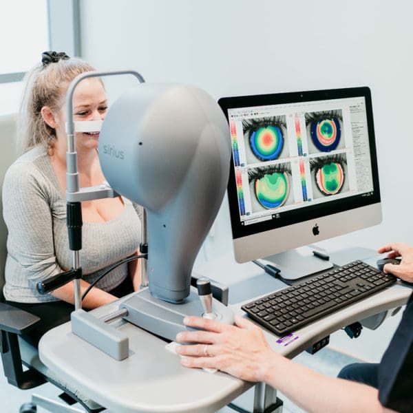 Macula Hole / VMT Surgery